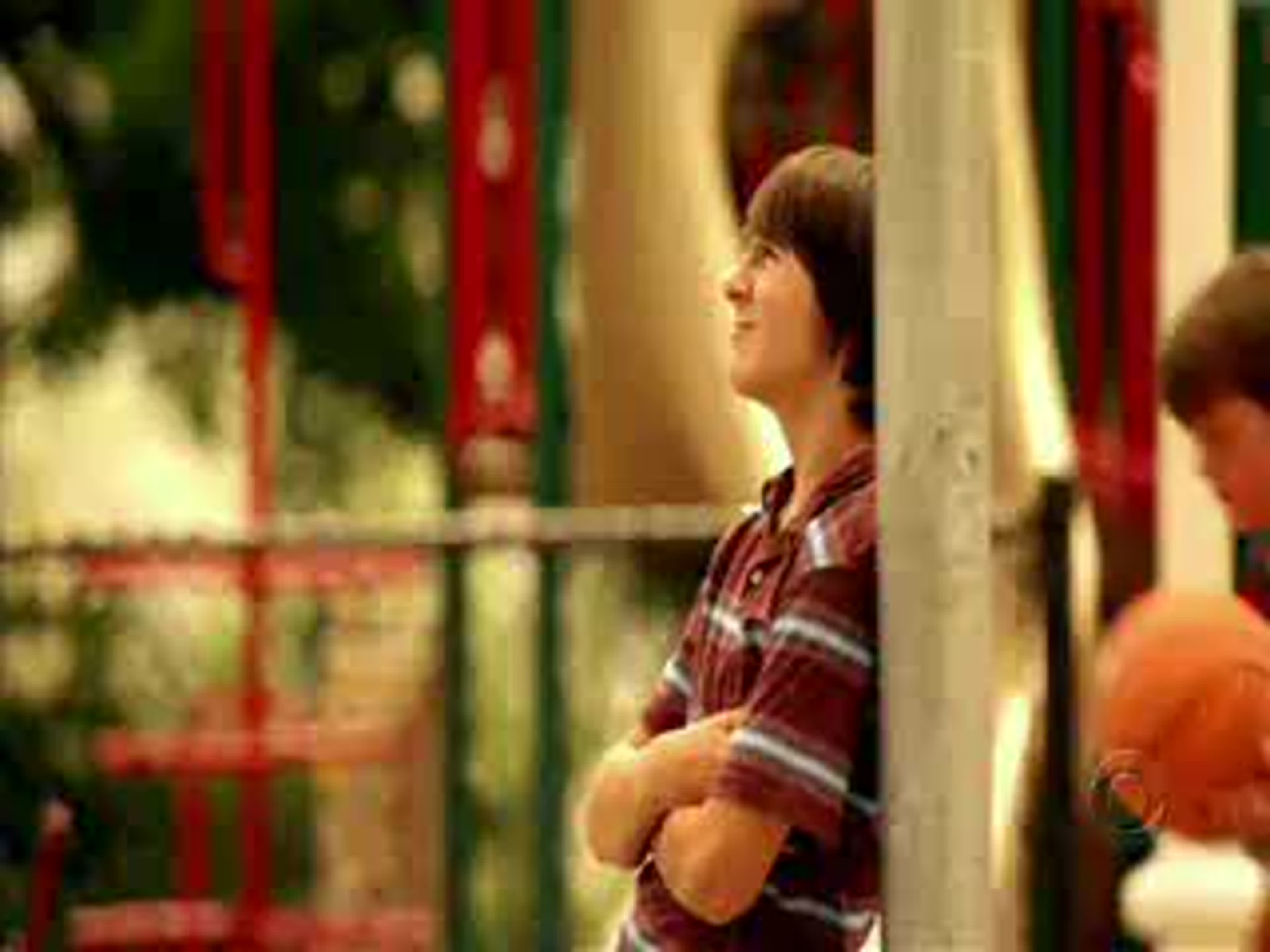 Selena Gomez and Mitchel Musso in Walker Texas Ranger — Видео от СЕЛЕНА ...